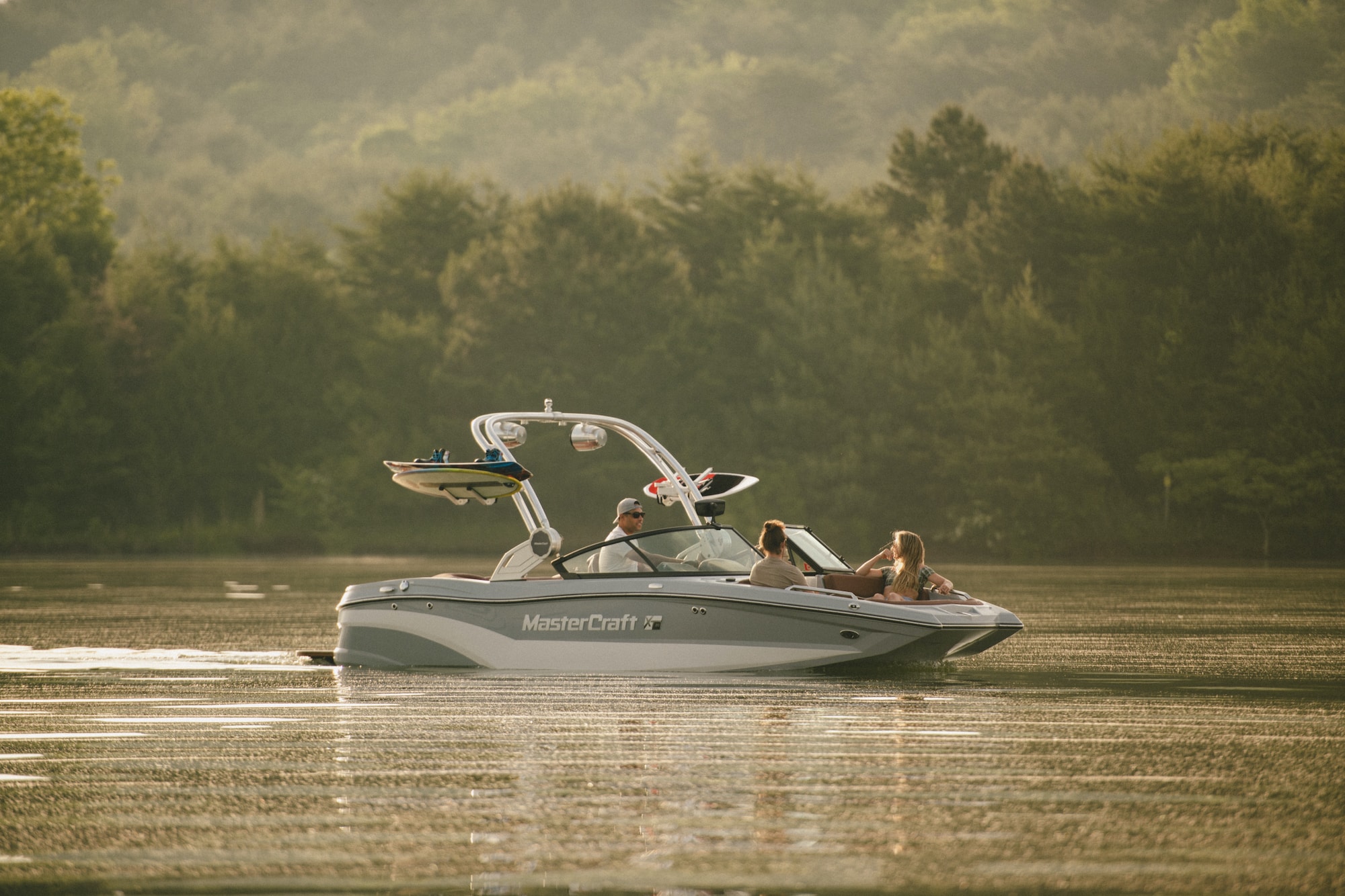 What Size MasterCraft Is Best For My Family? - Action Water Sports