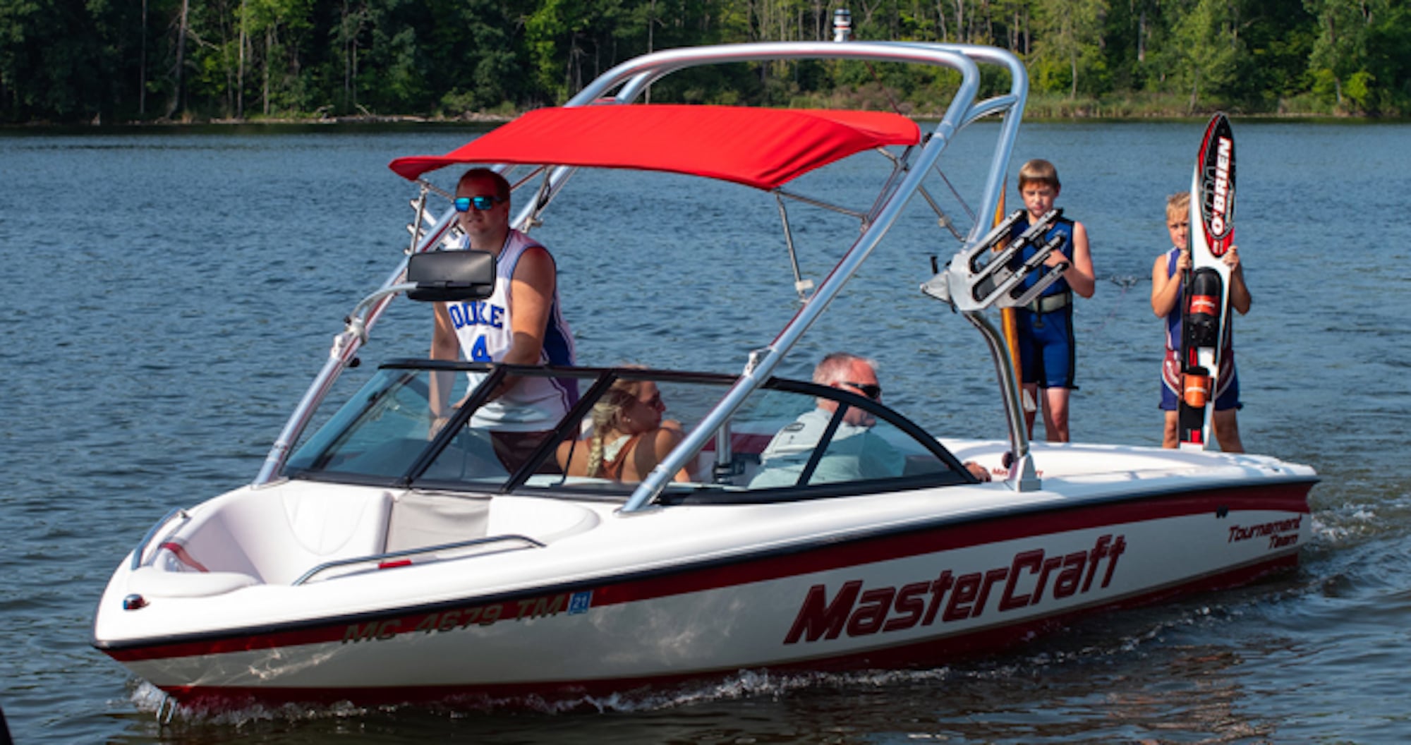 Action Presents | The Figure Eight - Action Water Sports